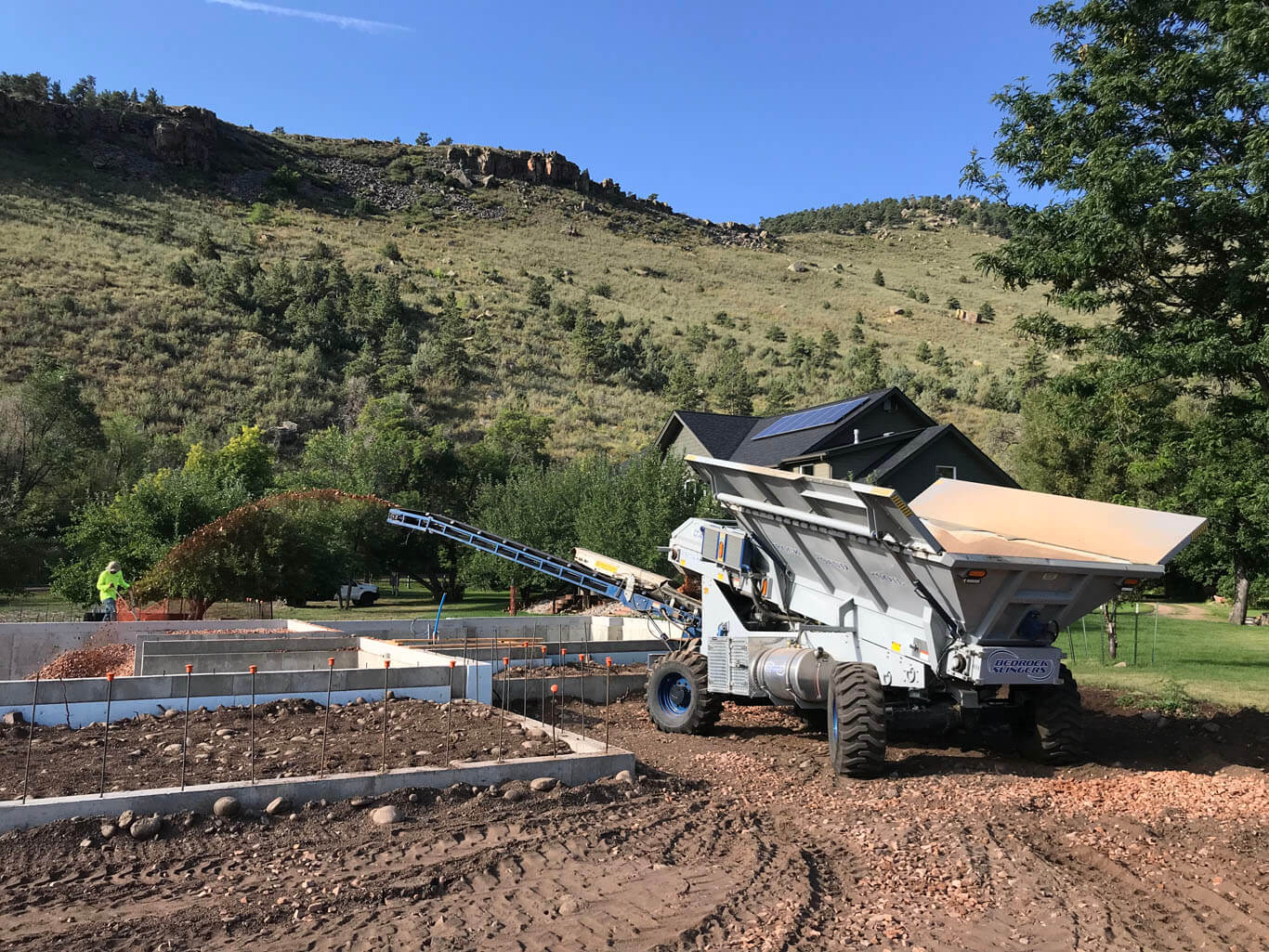 Bedrock Slinger Trucks | Ground Solutions