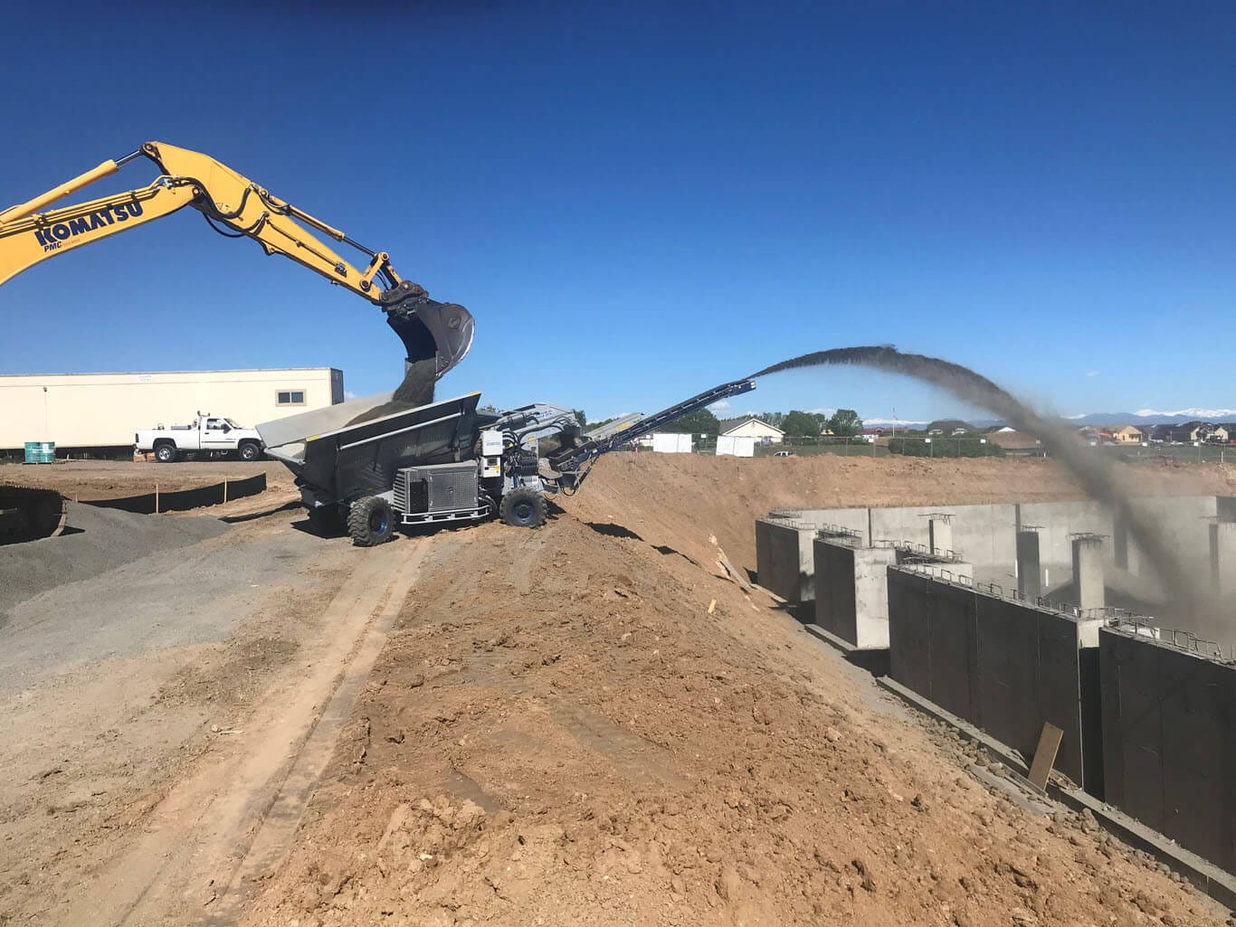 Bedrock Slinger Trucks | Ground Solutions