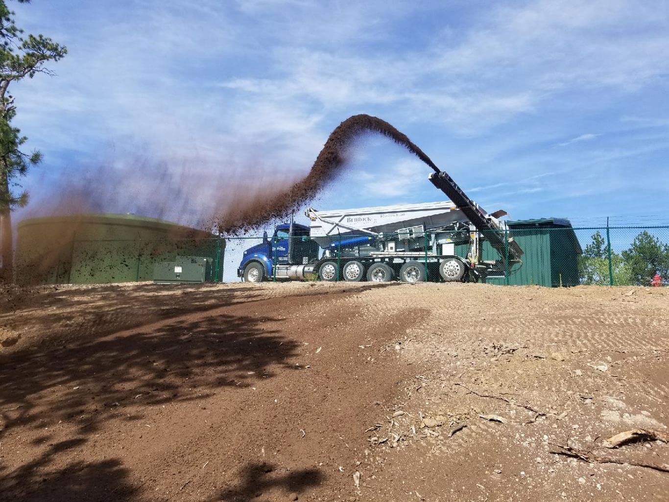 Bedrock Slinger Trucks | Ground Solutions